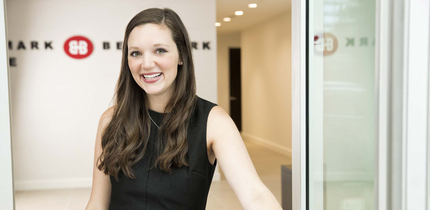 People - Benchmark Title